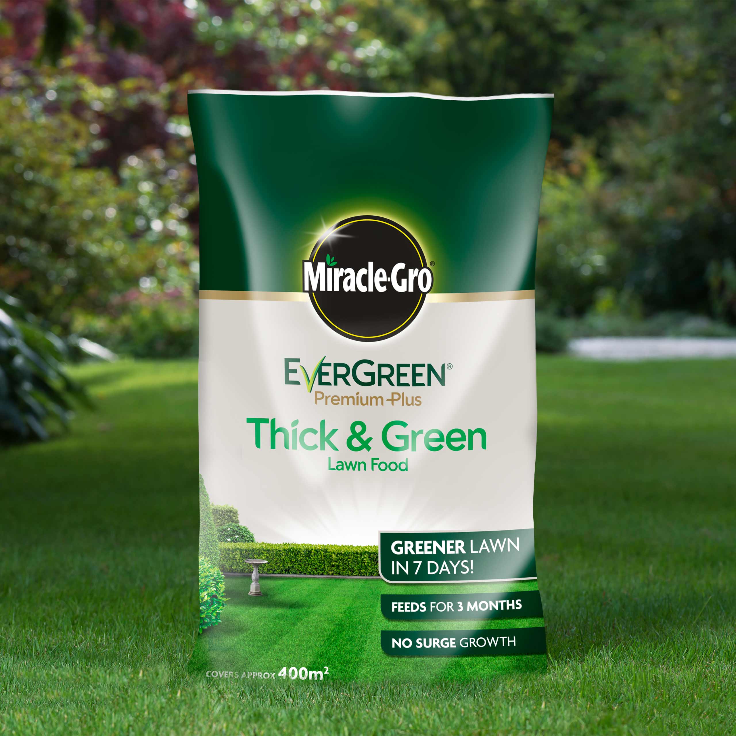 Miracle-Gro® EverGreen® Premium Plus Thick & Green Lawn Food 8kg bag