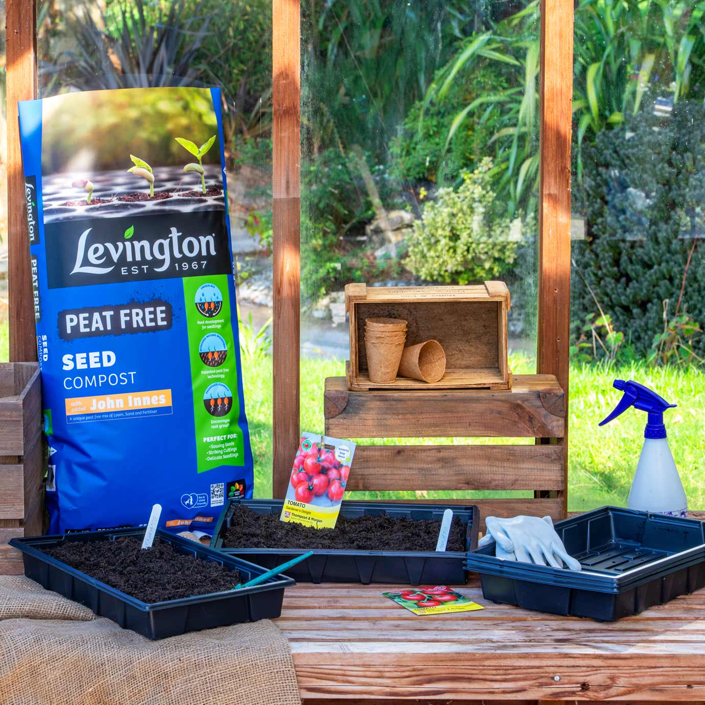 Levington® Peat Free Seed Compost with added John Innes 25 litres